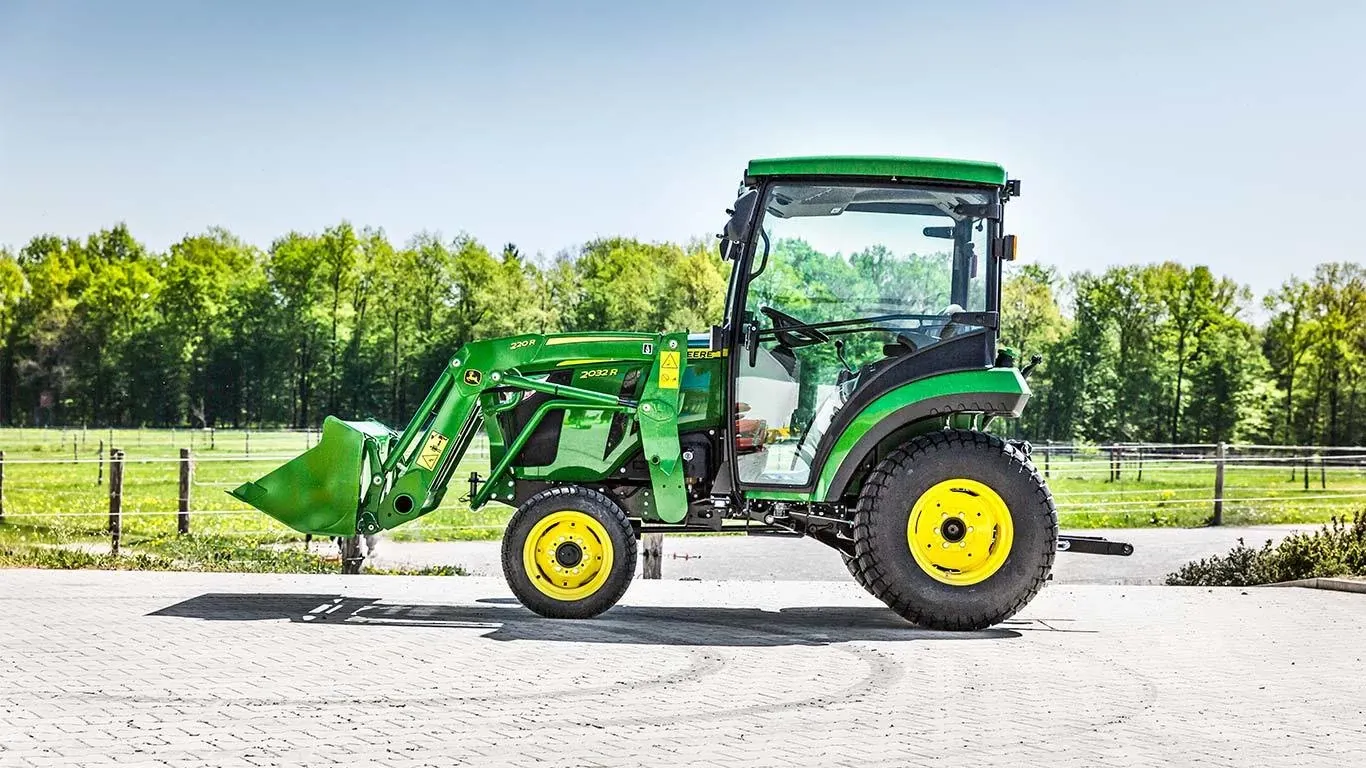 2032R Compact Tractors | John Deere IE