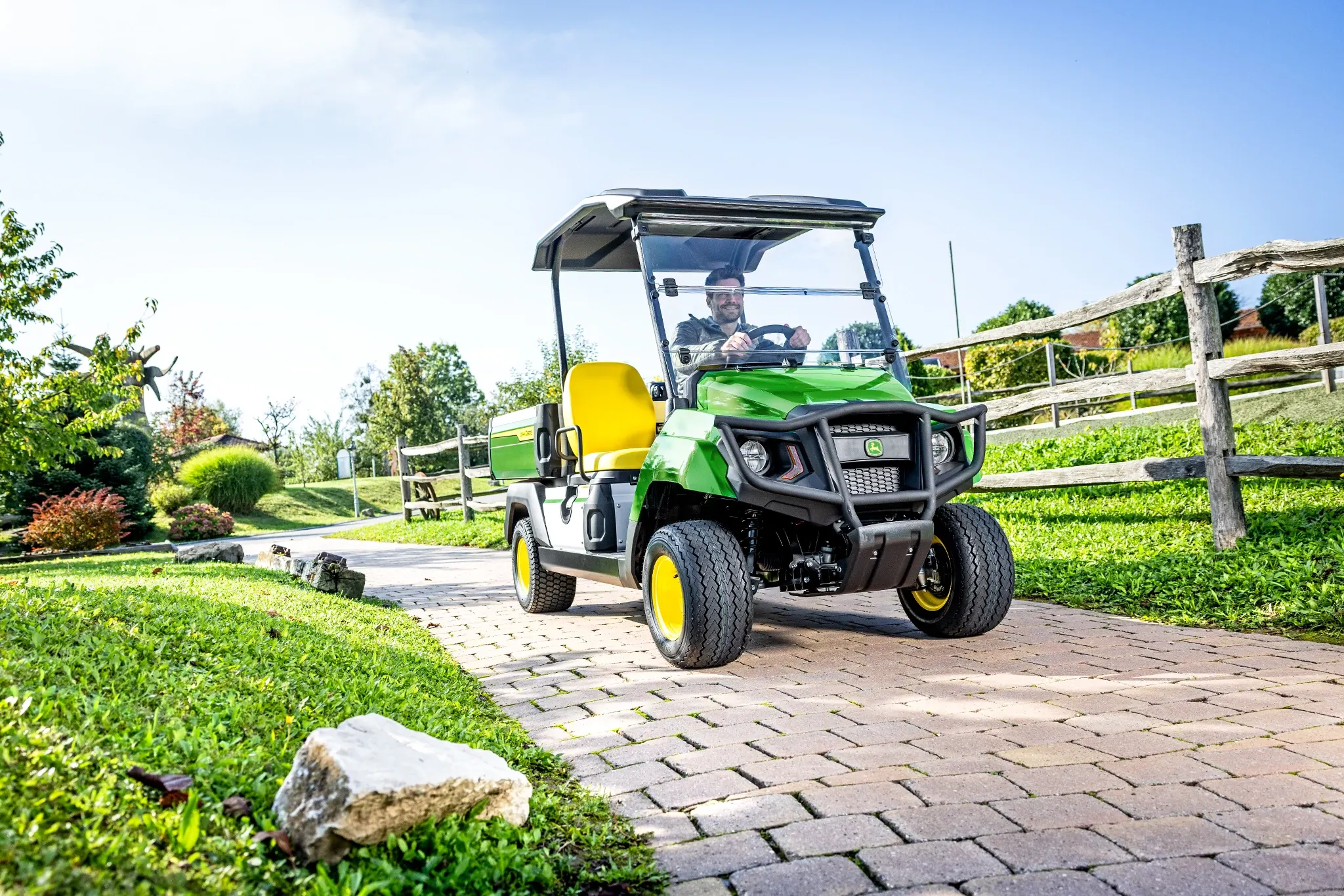 Gator™ GS Petrol Work Utility Vehicles | John Deere UK