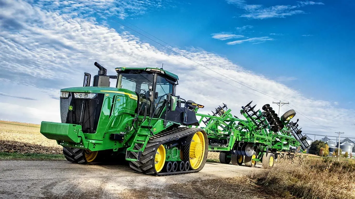 9RT 590 Large Tractors | John Deere UK