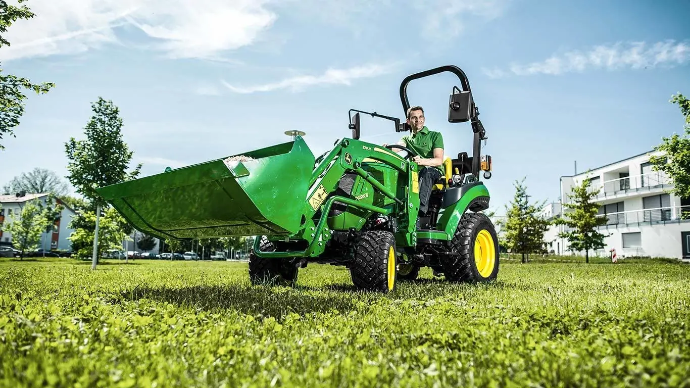 Front Loaders | John Deere UK
