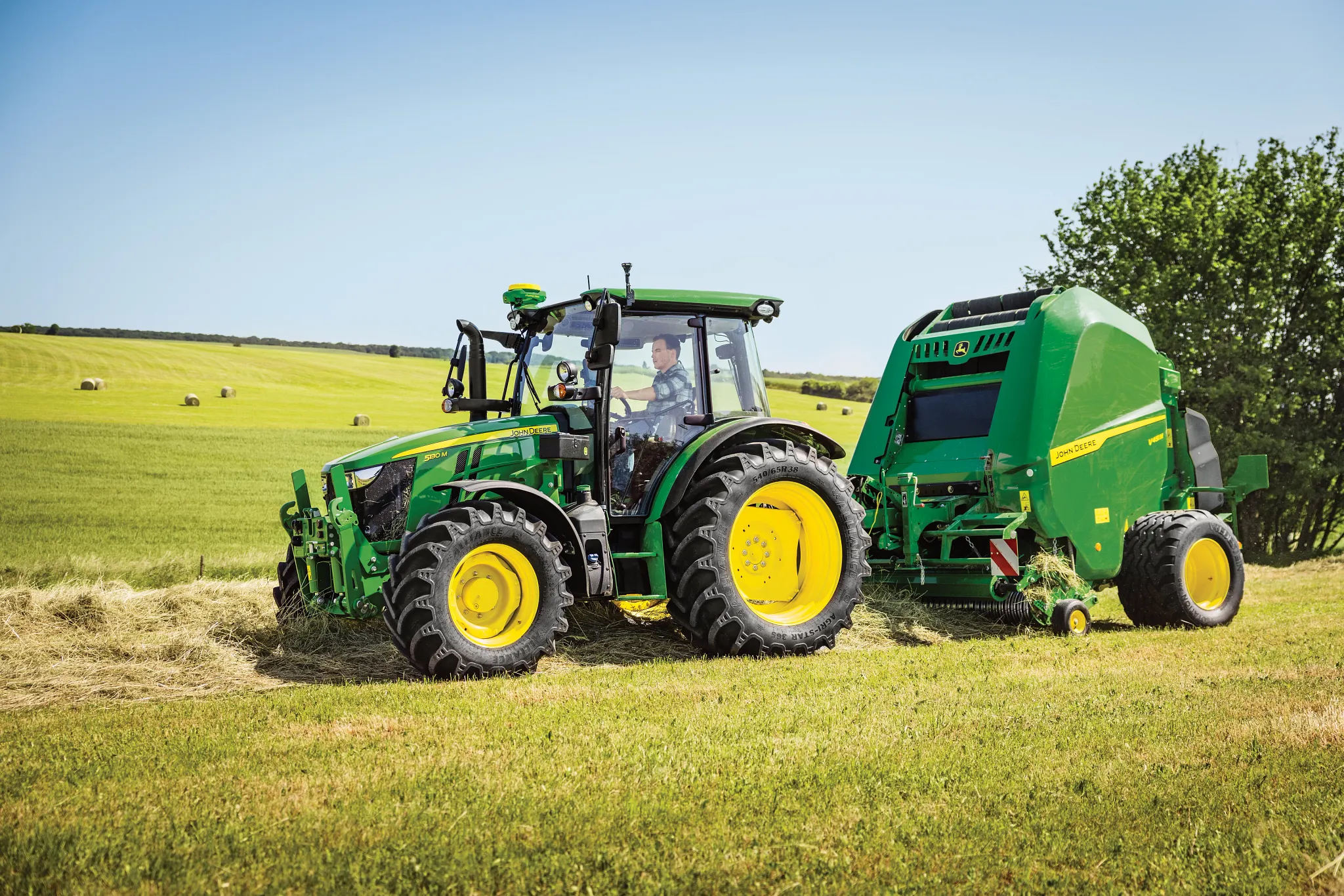 5105M Mid-Size Tractors | John Deere UK