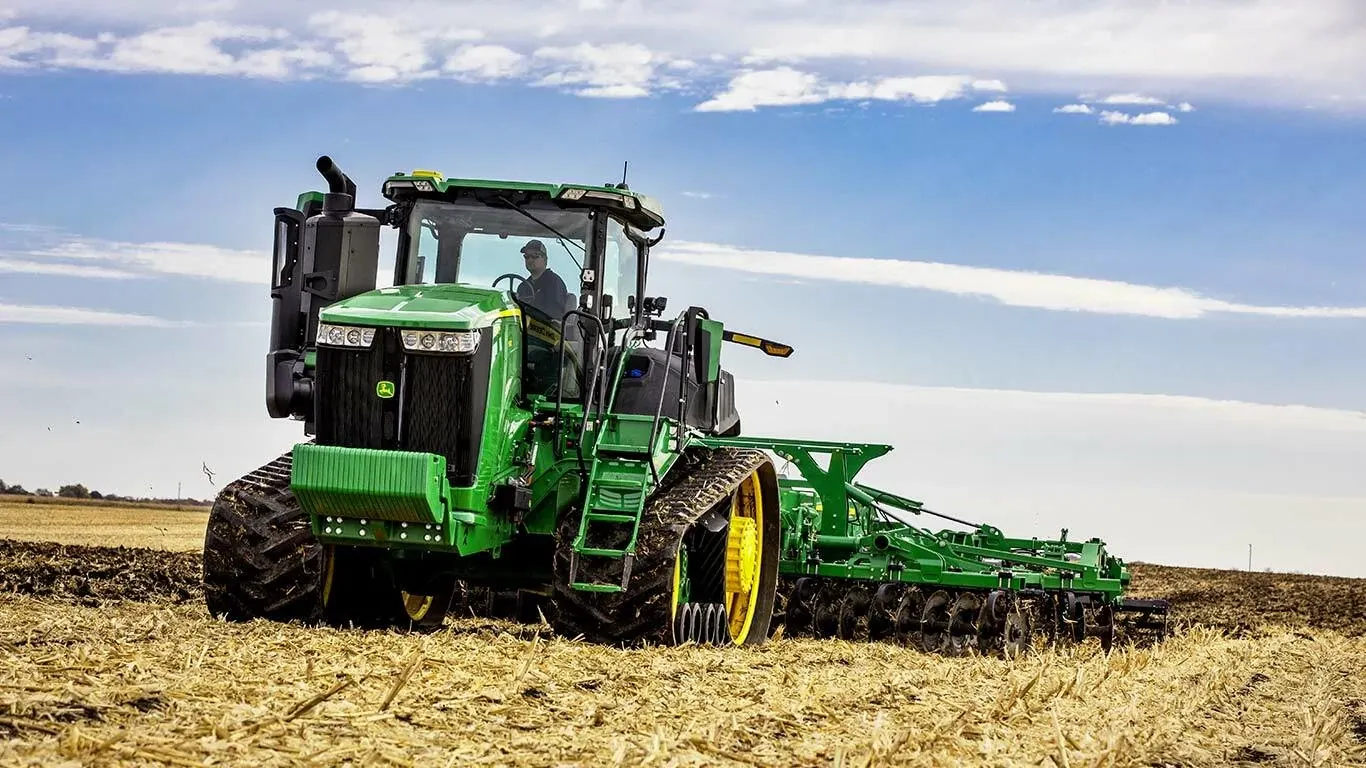 9RT 490 Large Tractors | John Deere IE