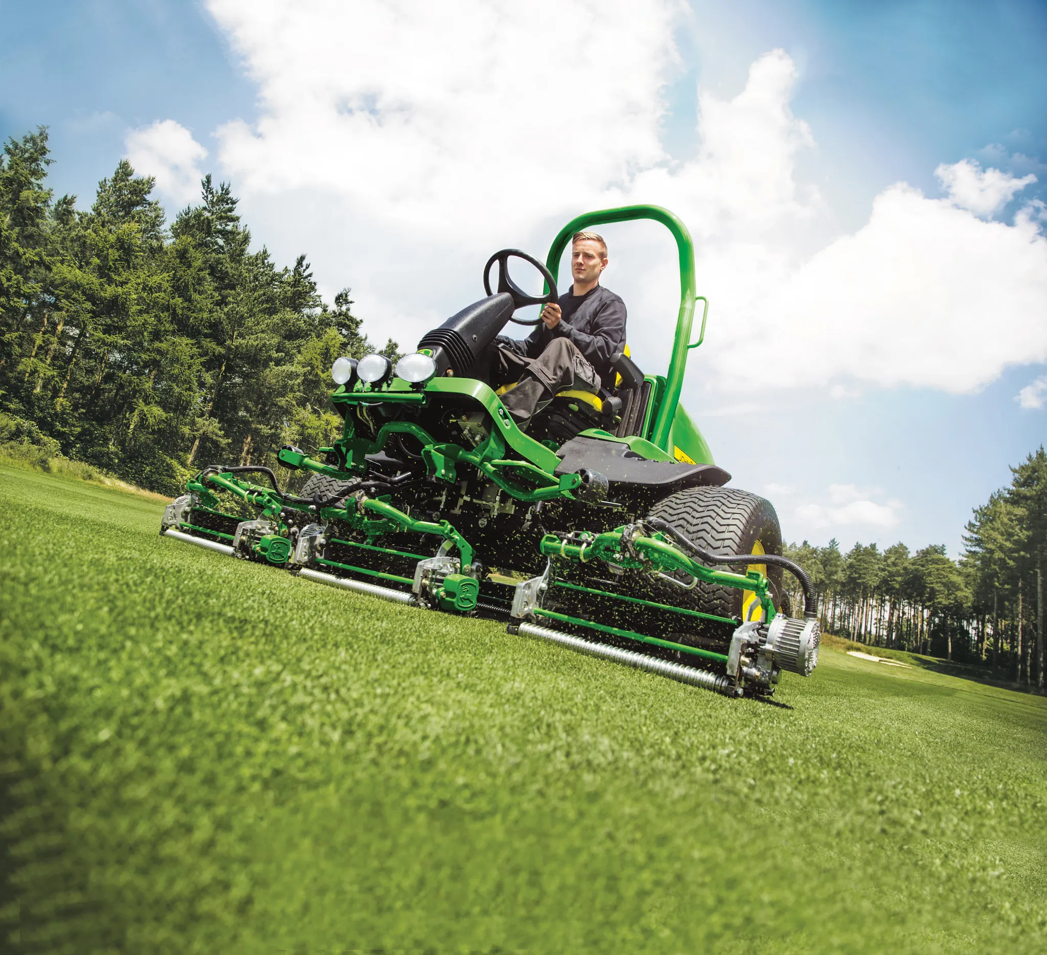 7700A PrecisionCut™ Fairway Mowers | John Deere UK