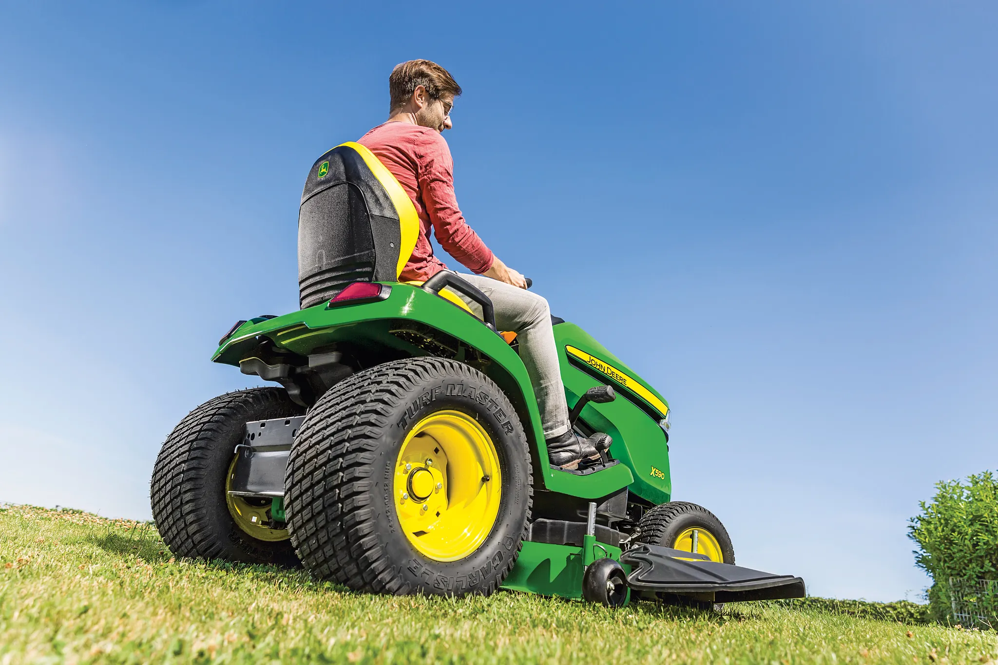 X590 Tondeuses à gazon résidentielles | John Deere FR