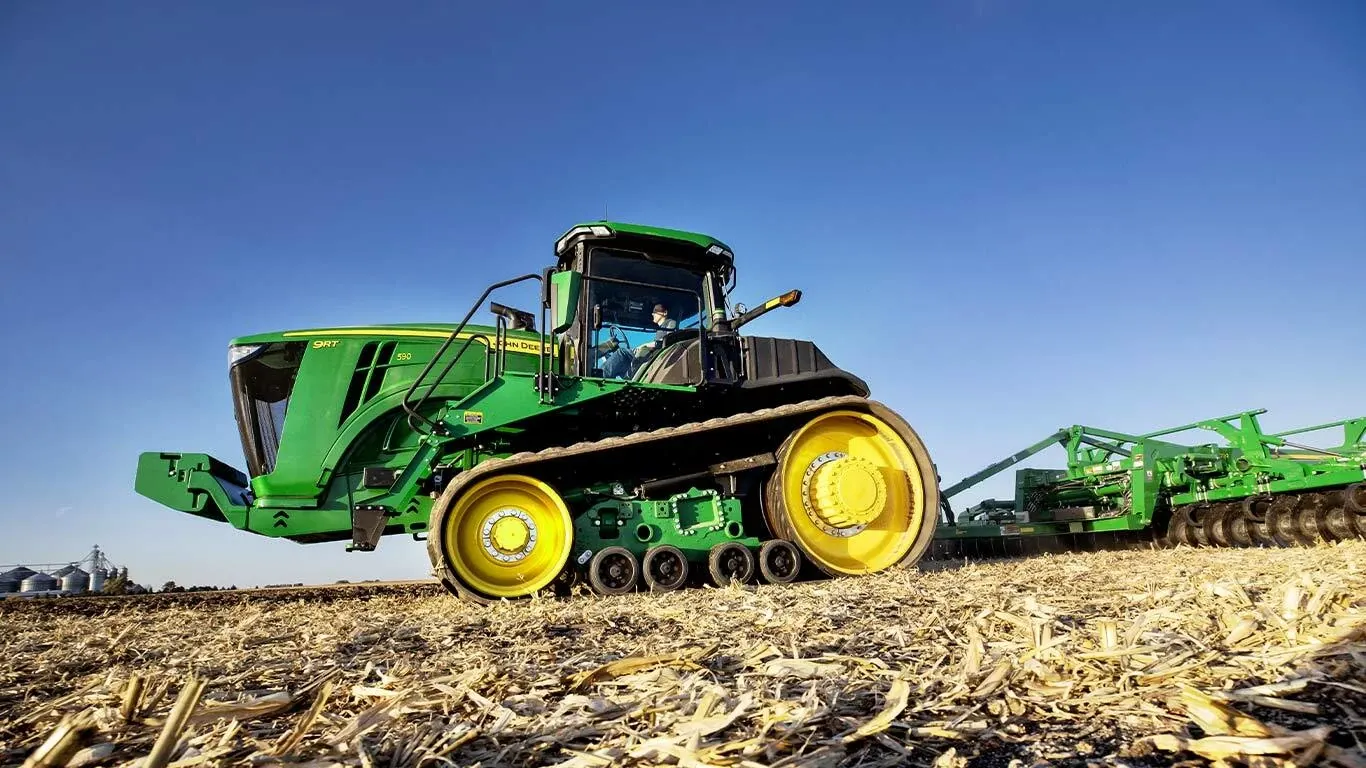 9RT 590 Large Tractors | John Deere IE