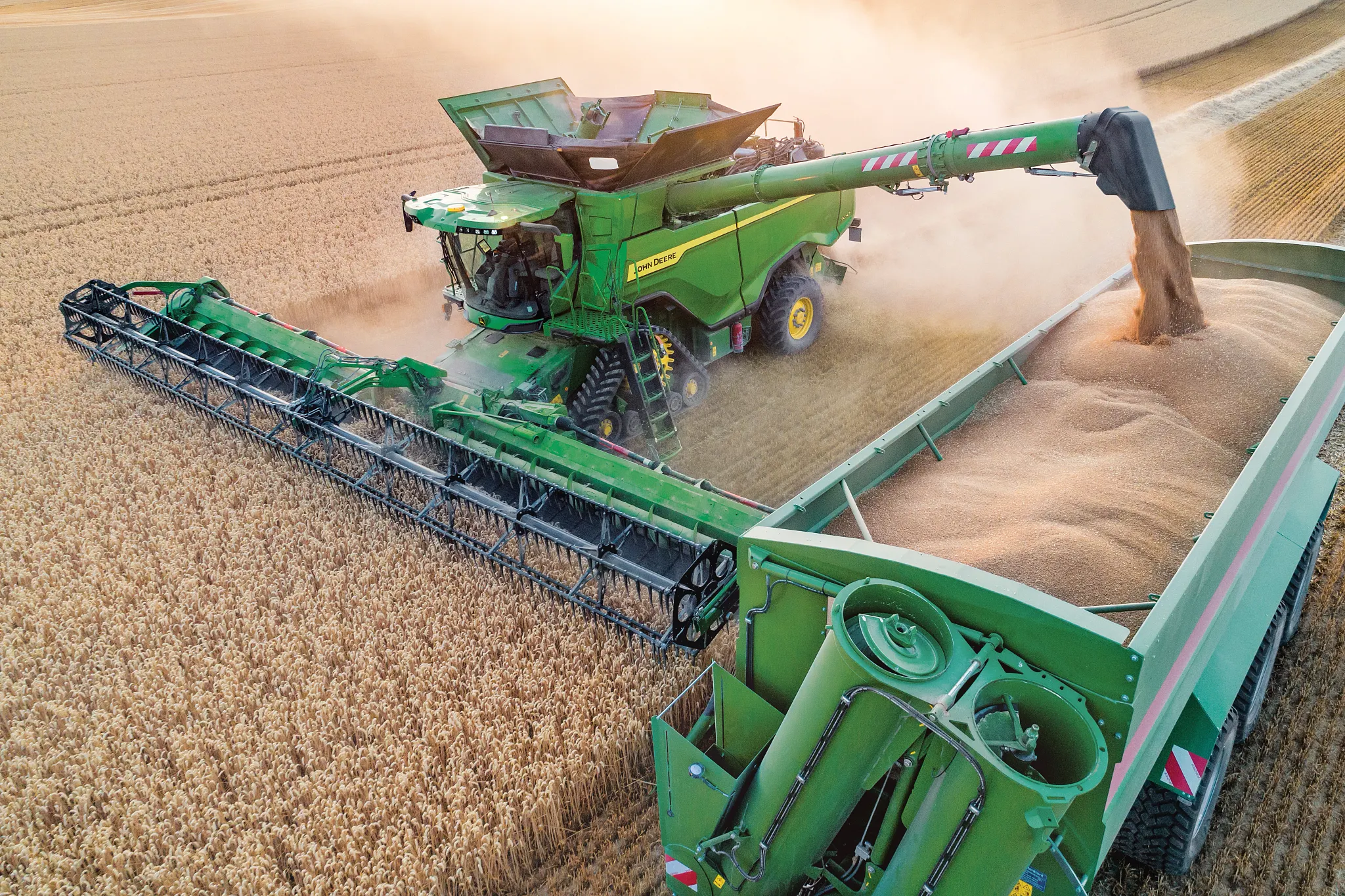 X9 1100 Combines | John Deere UK