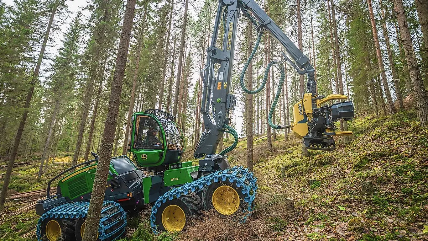 1170G Wheeled Harvesters | John Deere UK