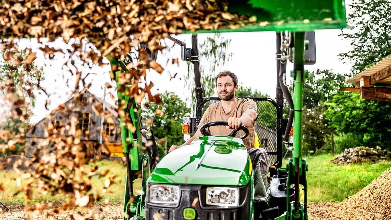 1026R Compact Tractors | John Deere IE