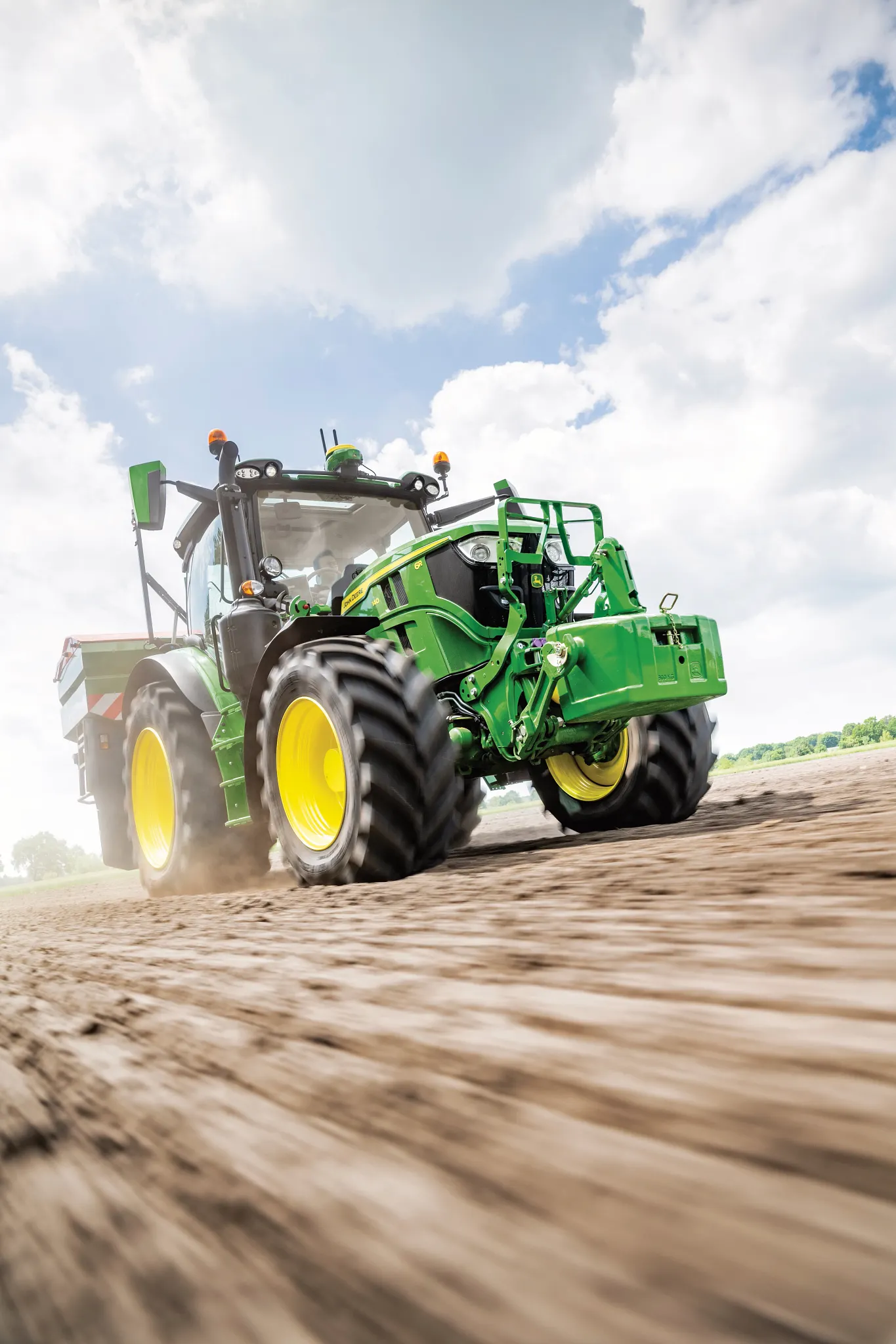 6R 130 Mid-Size Tractors | John Deere UK