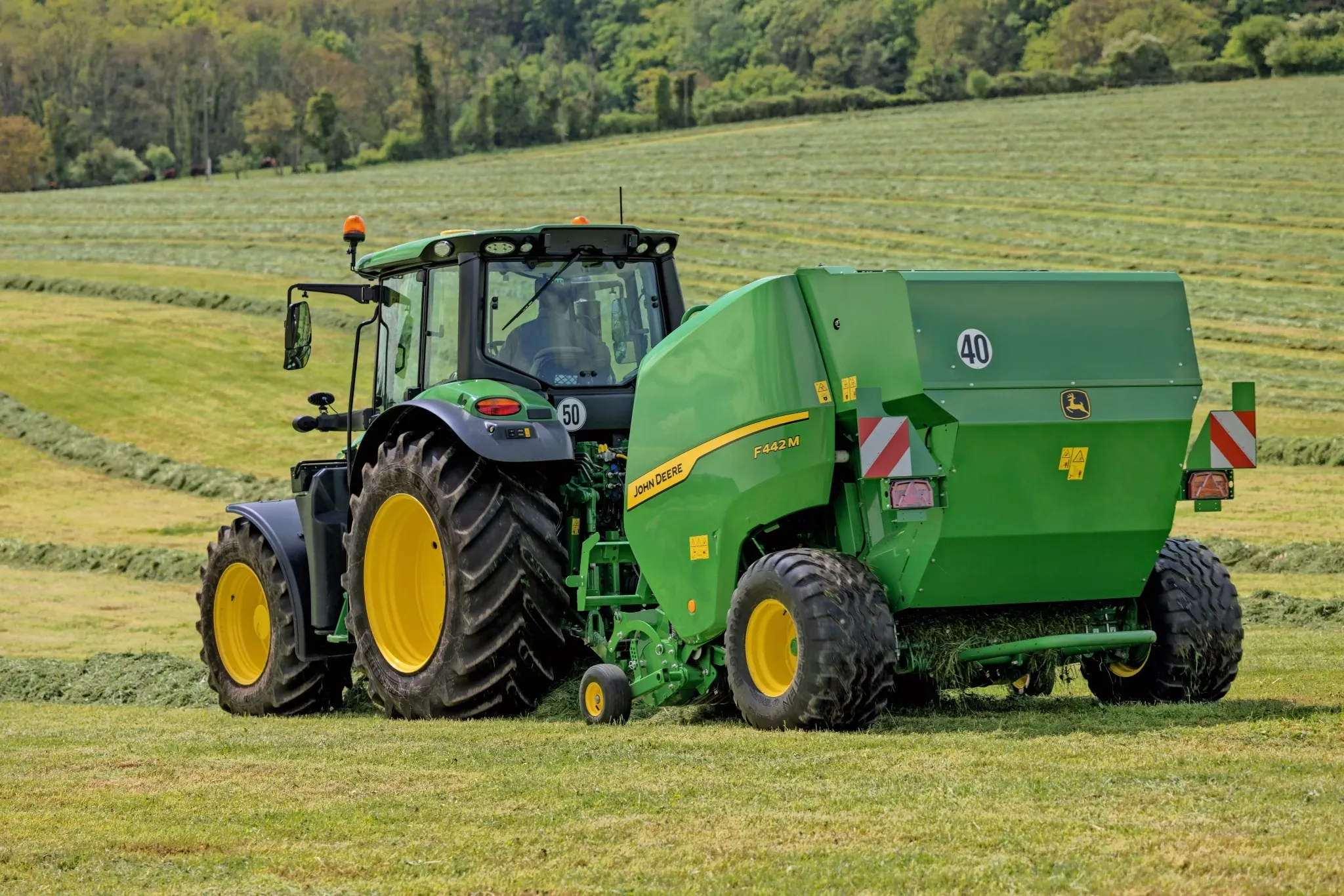 F442M Balers | John Deere UK
