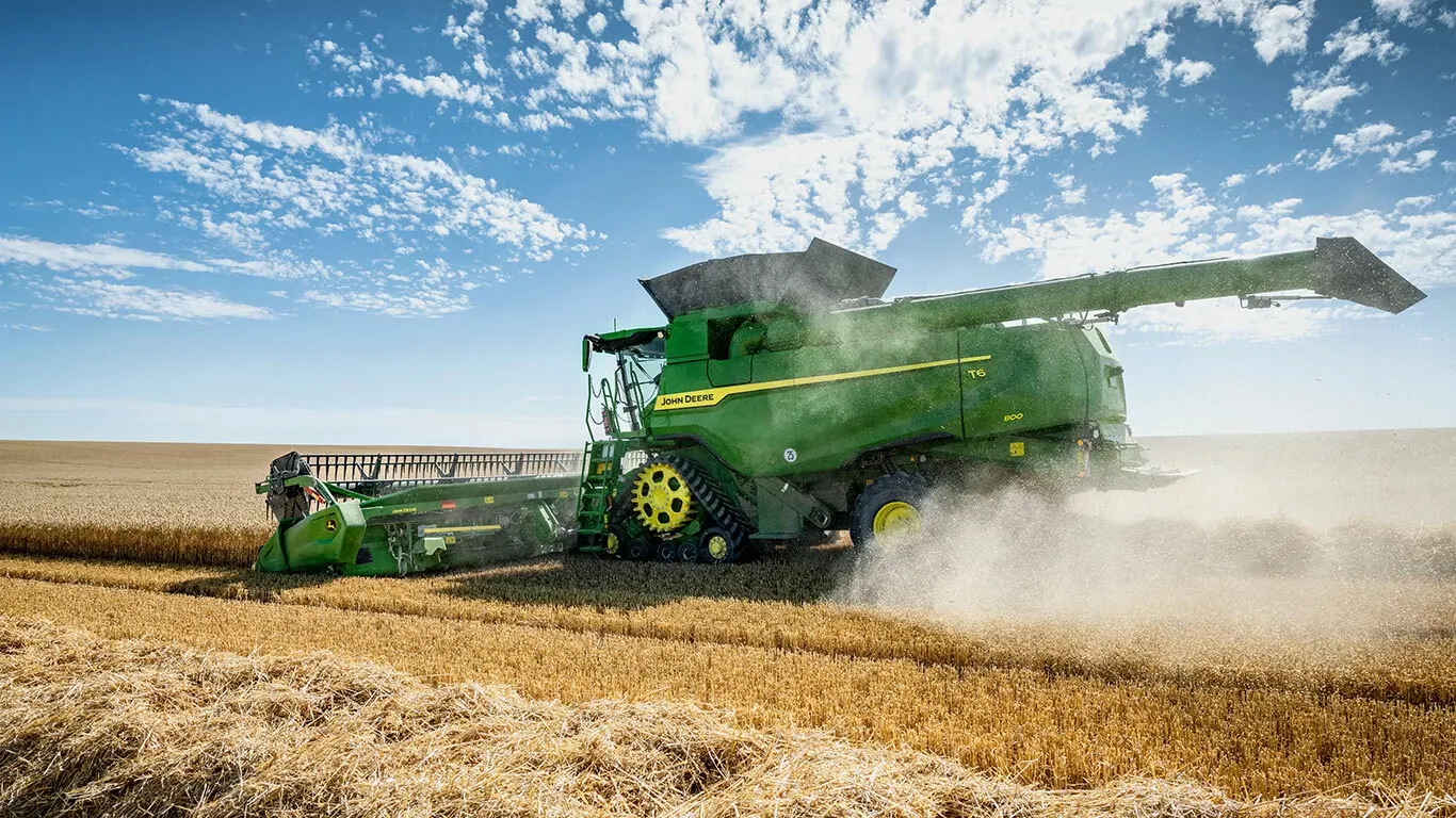 T5 600 Moissonneuses-batteuses | John Deere FR