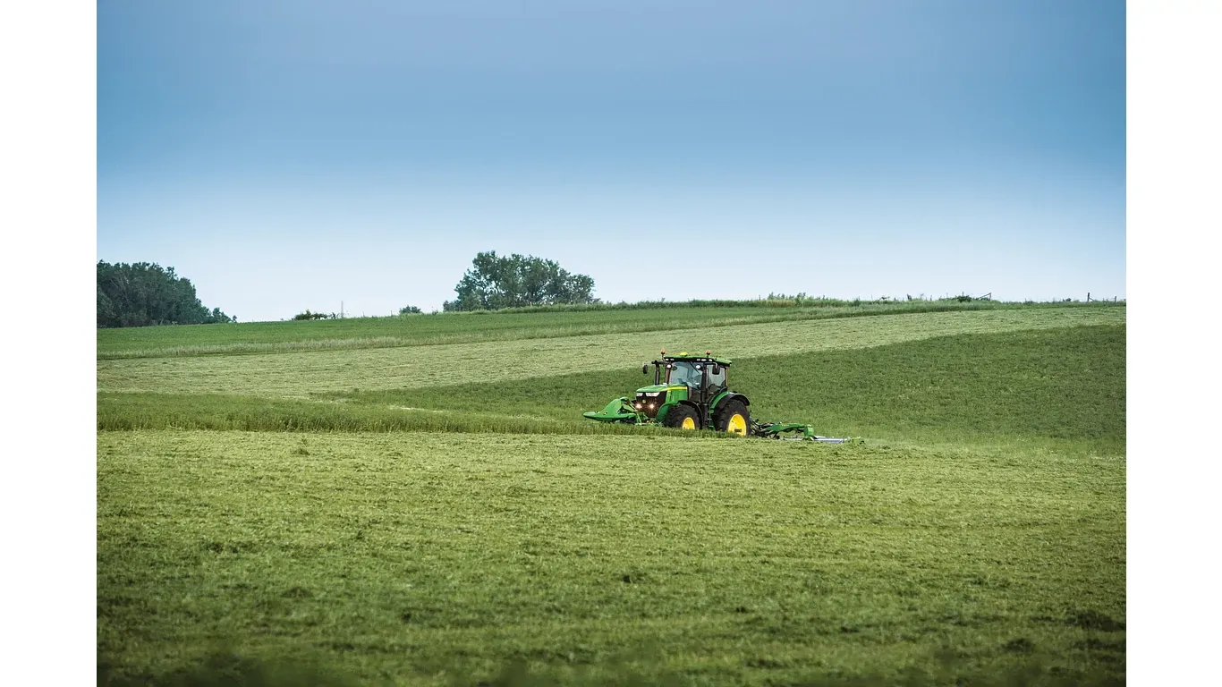 R870R Mower Conditioners | John Deere IE
