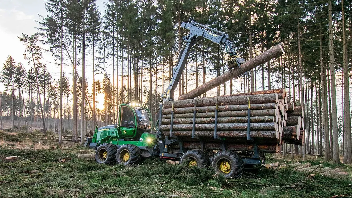 1210G Forwardery | John Deere PL