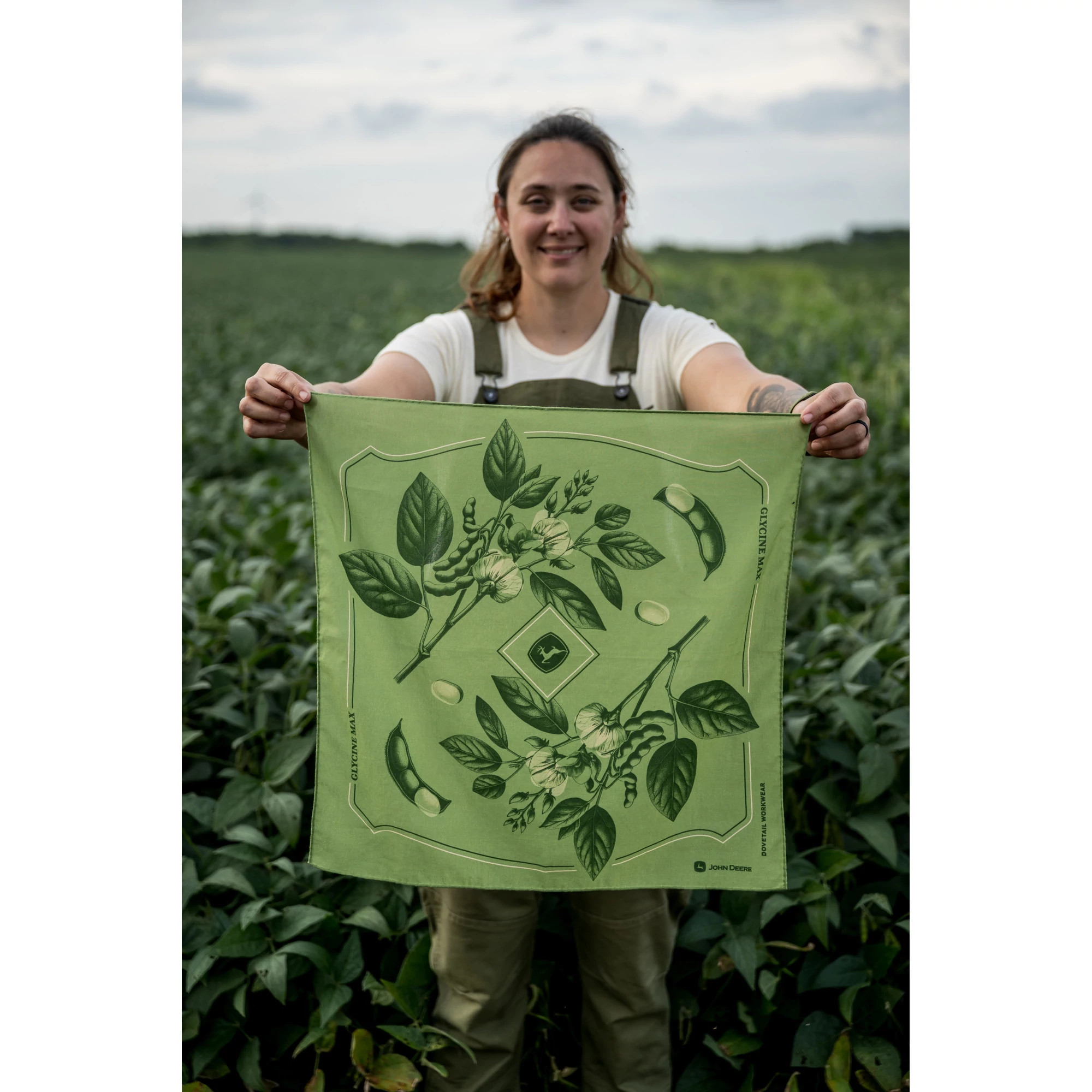 Field Bandana | Dovetail Workwear | Shop.Deere.com