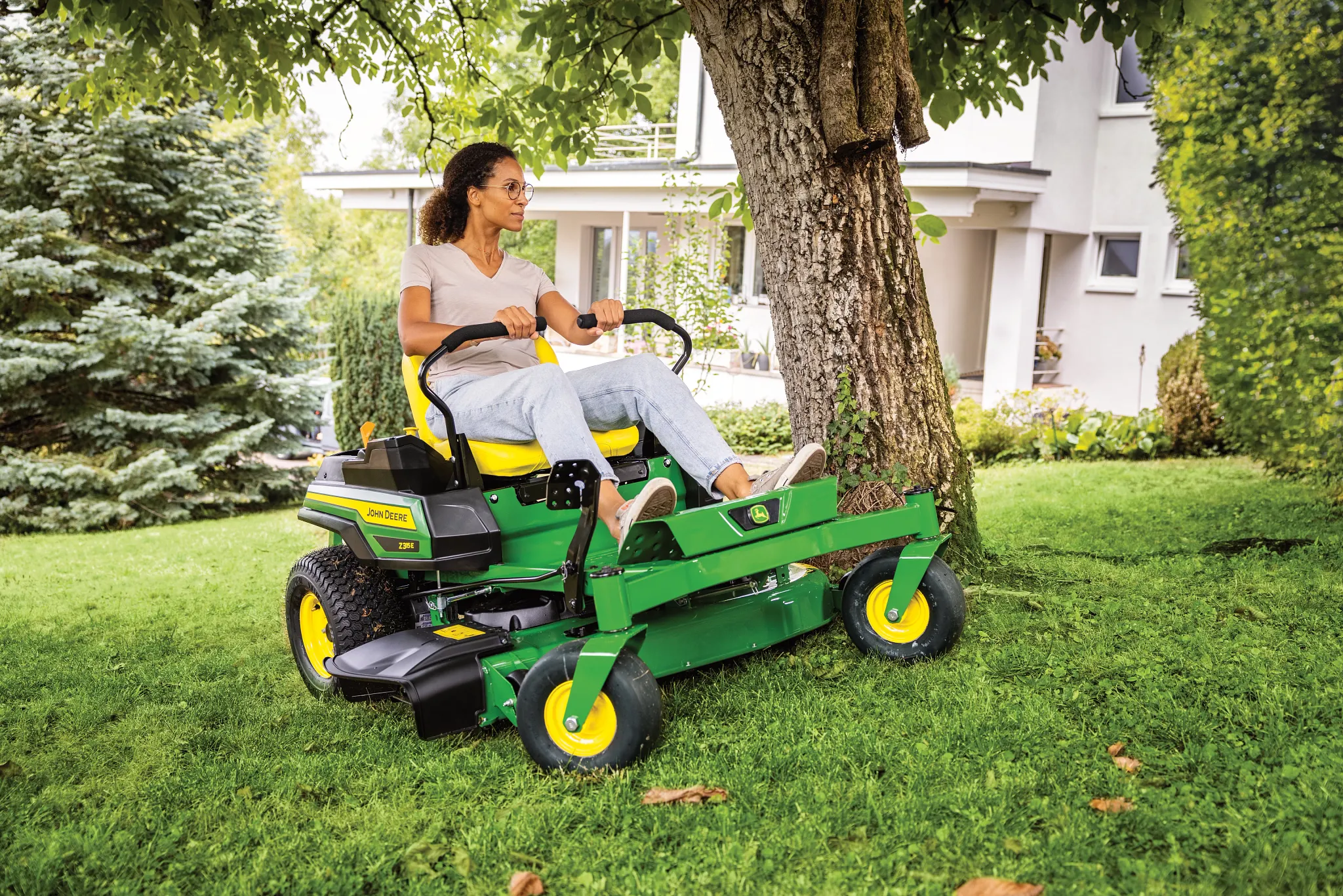 Z315E Residential Lawn Mowers | John Deere UK
