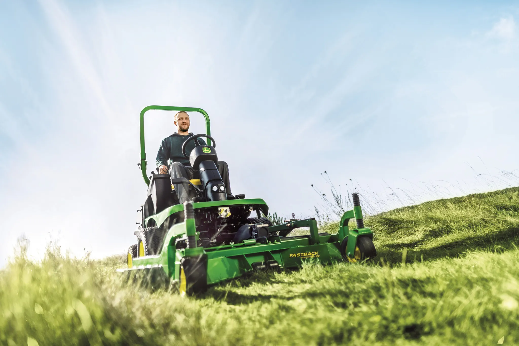 1550 TerrainCut™ Front and Wide-Area Mowers | John Deere IE