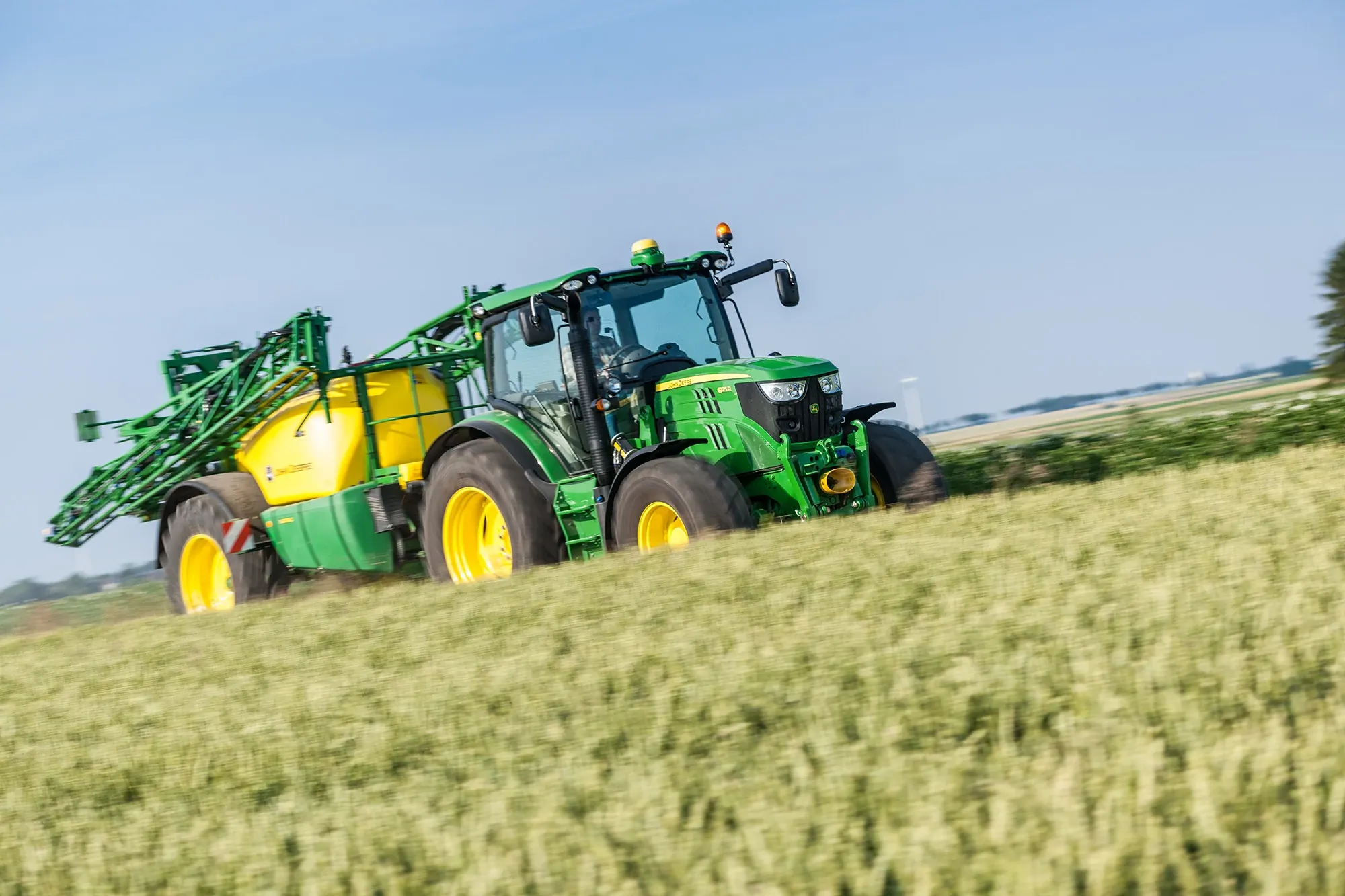 M740(i) Anhängefeldspritzen | John Deere DE