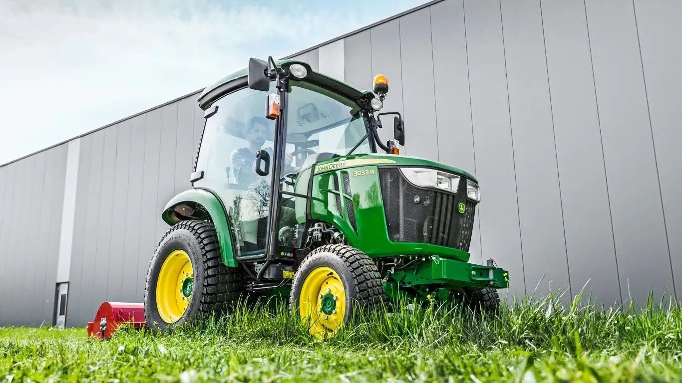 3039R Compact Tractors | John Deere UK